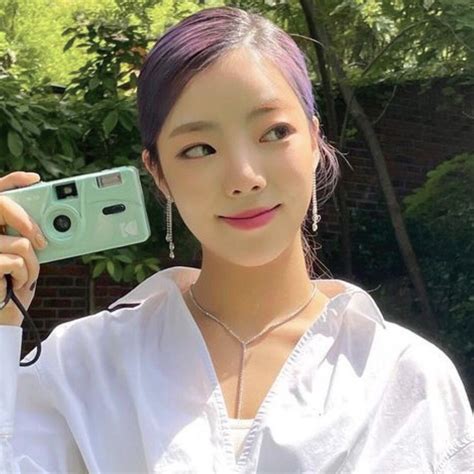 Goeun Icon Purple Kiss Icons Pfps Messy Pretty Layouts Twitter Pk