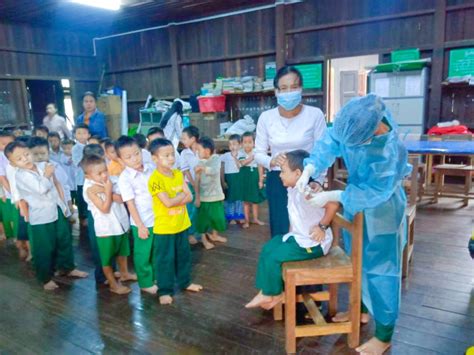 လိပ်သိုမြို့ အ ထ က ကျောင်း၌ ကျောင်းသား ကျောင်းသူ များအား ဒုတိယအကြိမ