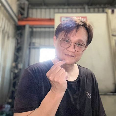黃捷是立法委員！不是推拿師！不要搞錯了！