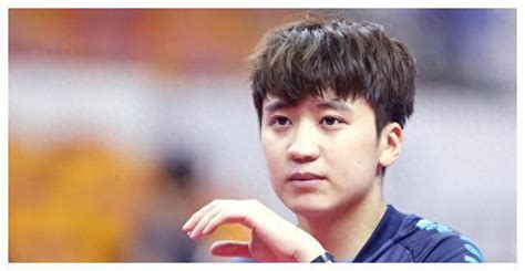 樊振东赢得亚运金牌后勇敢求婚袁心玥爱情故事更加浪漫
