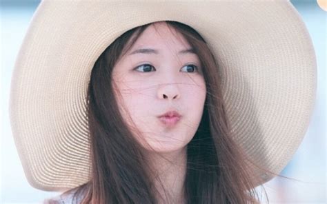 Hot Girl Thái Lan Xinh Như Thiên Thần Có Hơn 1 Triệu Lượt Theo Dõi
