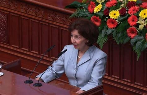 Кабинет на Силјановска Давкова Претседателката има право да го