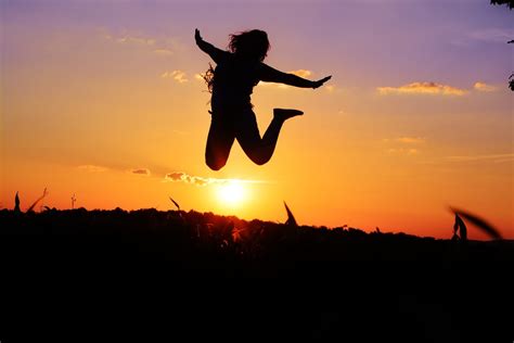 Vivre Saut La Joie Mode De · Photo Gratuite Sur Pixabay