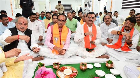 Mp Election 2023 मध्य प्रदेश में भाजपा के केंद्रीय नेतृत्व ने संभाली