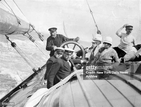 Thomas Lipton Photos And Premium High Res Pictures Getty Images