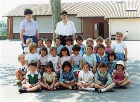 Photo De Classe 2e Année De Maternelle De 1988 Ecole Primaire