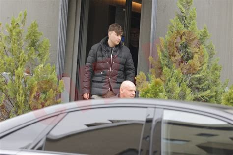 Exclusiv Cu Cine A Fost Surprins Dragoș Pavăl