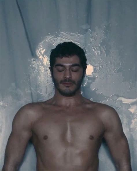 Pin Su Burak Deniz Nel
