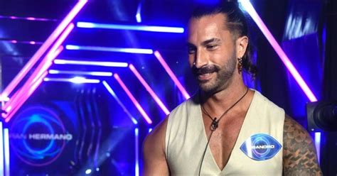 El Desubicado Gesto De Lisandro De Gran Hermano Mientras Cocinaba