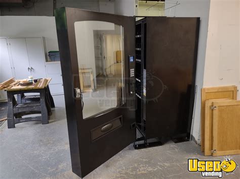 Seaga Infinity INF5C 5 Row Glass Front Snack And Drink Combo Vending