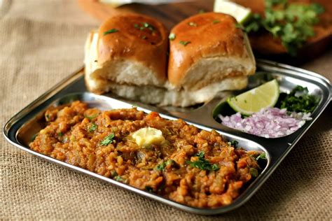 Pav Bhaji ~ Mumbai Street Food Ruchik Randhap