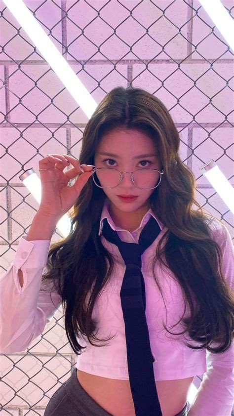 Xiaoting Girl Kpop Girls Women