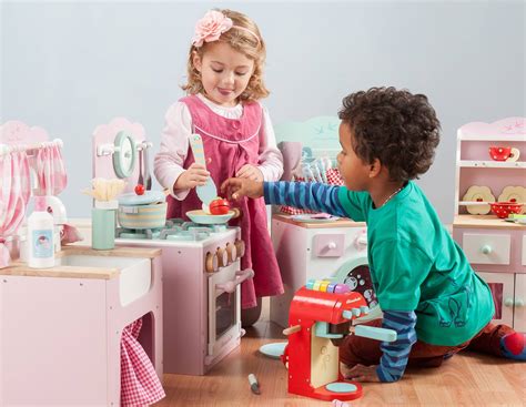 Igračke Kojima Se Mogu Igrati I Djevojčice I Dječaci