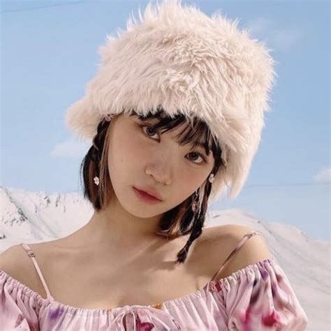 Le Sserafim Icons Chaewon