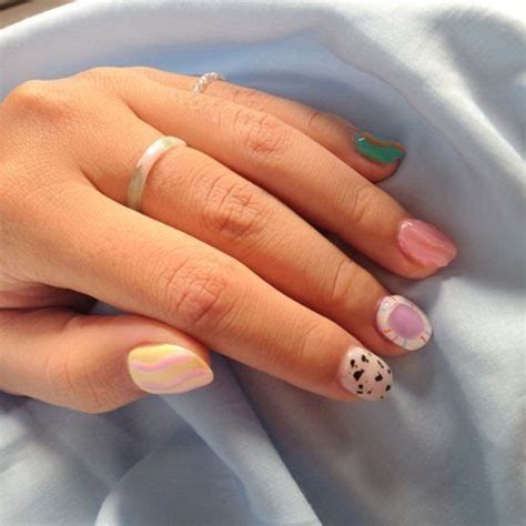 เปิดตี้ทำเล็บ 30 ไอเดียทำเล็บสไตล์เกาหลีน่ารักๆ Ladyissue เว็บรีวิวเครื่องสำอาง ชุมชน