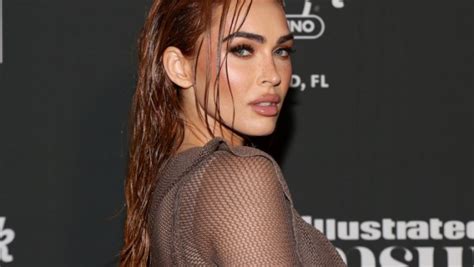 Megan Fox Posts Bikini Clad Selfie