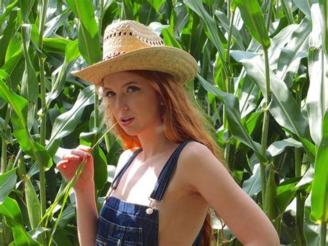 Farmers Daughter Pic