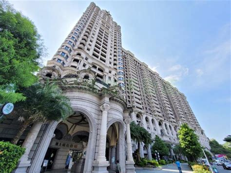 基隆市安樂區麥金路電梯大廈城上城超美樓中樓 房屋出售 樂屋網