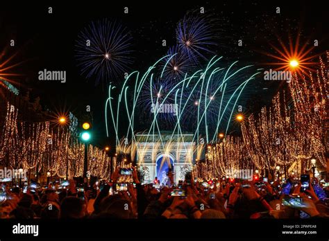 Paris Frankreich 1 Januar 2023 Silvester Feuerwerk über Dem