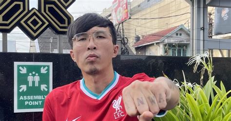 Viral Es Teh Indonesia Somasi Netizen Yang Kritik Kadar Gula Dr Tirta