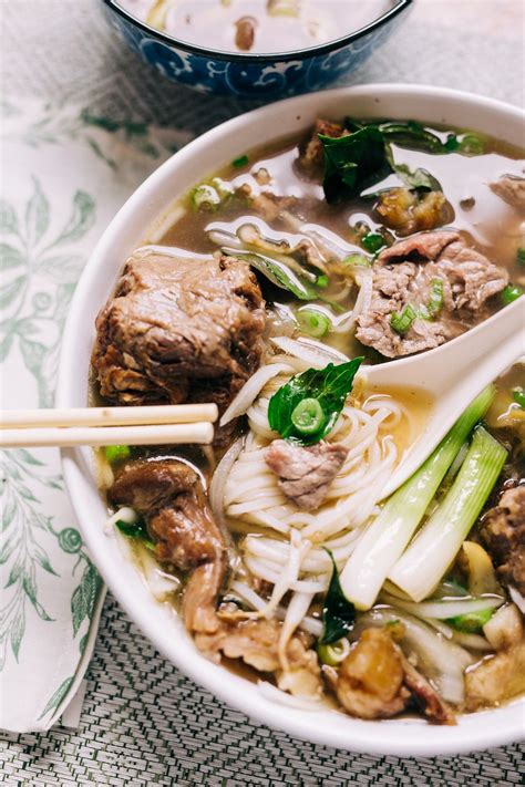 Instant Pot Oxtail Pho Bo Vietnamese Beef Noodle Soup With Oxtail