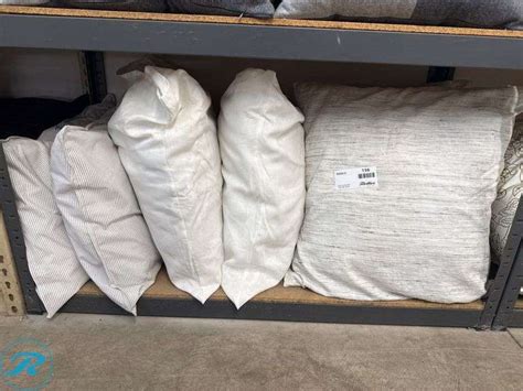 Assorted Throw Pillows Roller Auctions