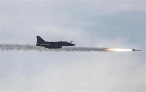 霹雳 15空空导弹有多强 印度为何惧怕？军事频道中华网