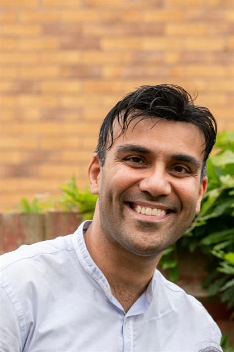 Dr Niraj Singh Fitzrovia Hospital Consultant Psychiatrist