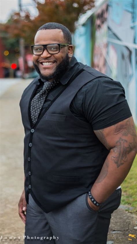 All Black Outfits Men 23 All Black Dressing Ideas For Guys Large Men