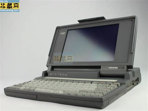 TOSHIBA Dynabook J SS