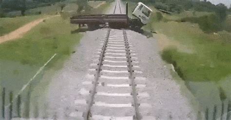 Tema Mpakadan Train Crash Footage Of Accident Edited Picture Not