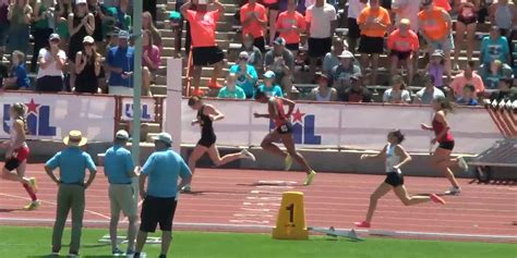 Timpsons Stewart Finishes 3rd In 400m Dash