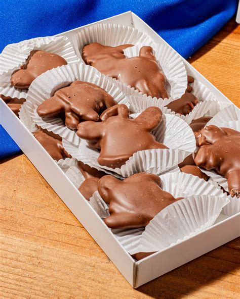 Snappers Hansel And Gretel Candy Kitchen