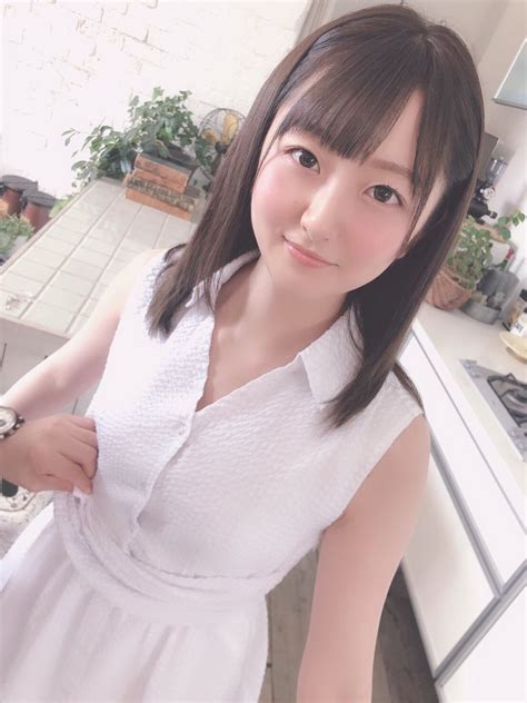 아오조라 히카리 Hikari Aozora Superstardoob