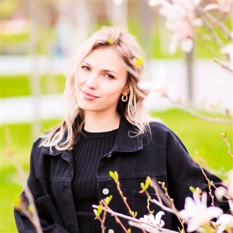 💜Тина💜 Tina9521 On Threads