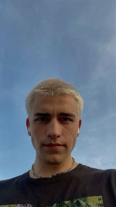 Pin Oleh Cj 📸 Di Buzz Cut Ideas Gaya Rambut Pria Pendek Gaya Rambut