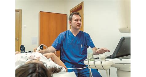 Д р Герасим Темелков Ракът на дебелото черво може да бъде напълно предотвратим 24 Здраве