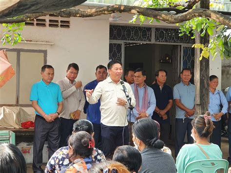 លោក ឧត្តមសេនីយ៍ឯក យិន ច័ន្ទ ធួន ជួបសំណេះសំណាលជាមួយបងប្អូនប្រជាពលរដ្ឋ