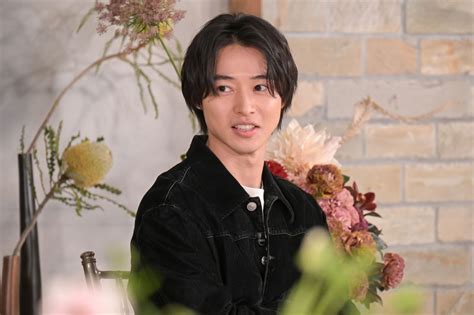山崎賢人、『初耳学』でテレビ初のロングインタビュー！ 松下洸平、土屋太鳳、染谷将太が山崎の意外な素顔明かす エンタメ ニュース
