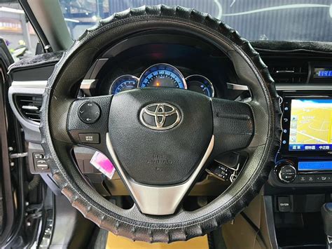 正2015年出廠 Toyota Corolla Altis 18經典版 汽油 極致黑 汽車 汽車出售在旋轉拍賣