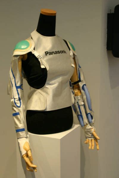 Brain Creates Neural Maps For Prosthetics