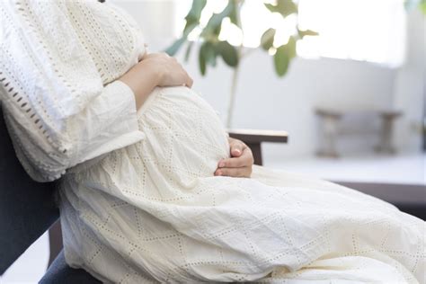 妊娠初期、お腹張るのは異常なの？対策は？ わくわくボディクリニック 横浜で人気の美容整体サロン