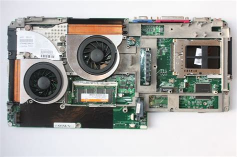 Carte Mere Compaq Presario R3000 Cpu Ram Wifi [cmer 1024] 40 00
