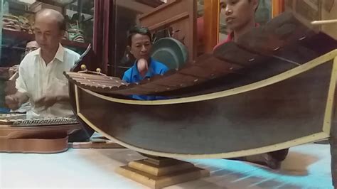 ខ្មែរ ច្រូត ស្រូវ ភ្លេង មហោរី Khmer Traditional Instrument Nhạc Cụ Truyền Thống Khmer Youtube
