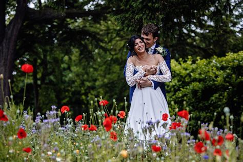30 First Wedding Anniversary Ts And Ideas Uk