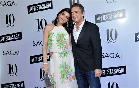 Antes De Su Boda Nito Artaza Y Cecilia Milone Realizaron Una Fiesta