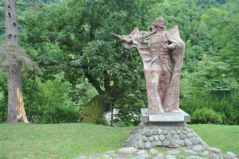 ბუღარა მამალაძის ძეგლი ძველი მესხეთის ნატეხი გურია