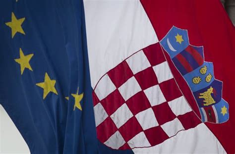 ხორვატია ევროკავშირის წევრი გახდა კვირის პალიტრა