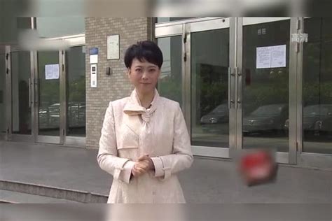 小伙翻进办公室，在办公室内连续纵火3次，被监控拍得一清二楚！监控小伙