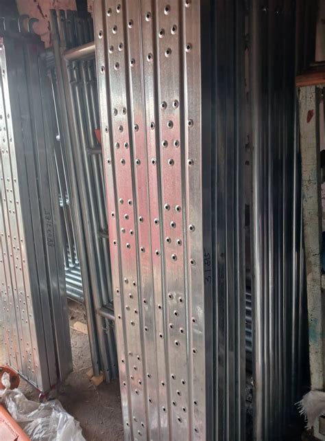 Дархан барилгын тоног төхөөрөмж барилгын багаж хэрэгсэлийн түрээс Added A Дархан барилгын